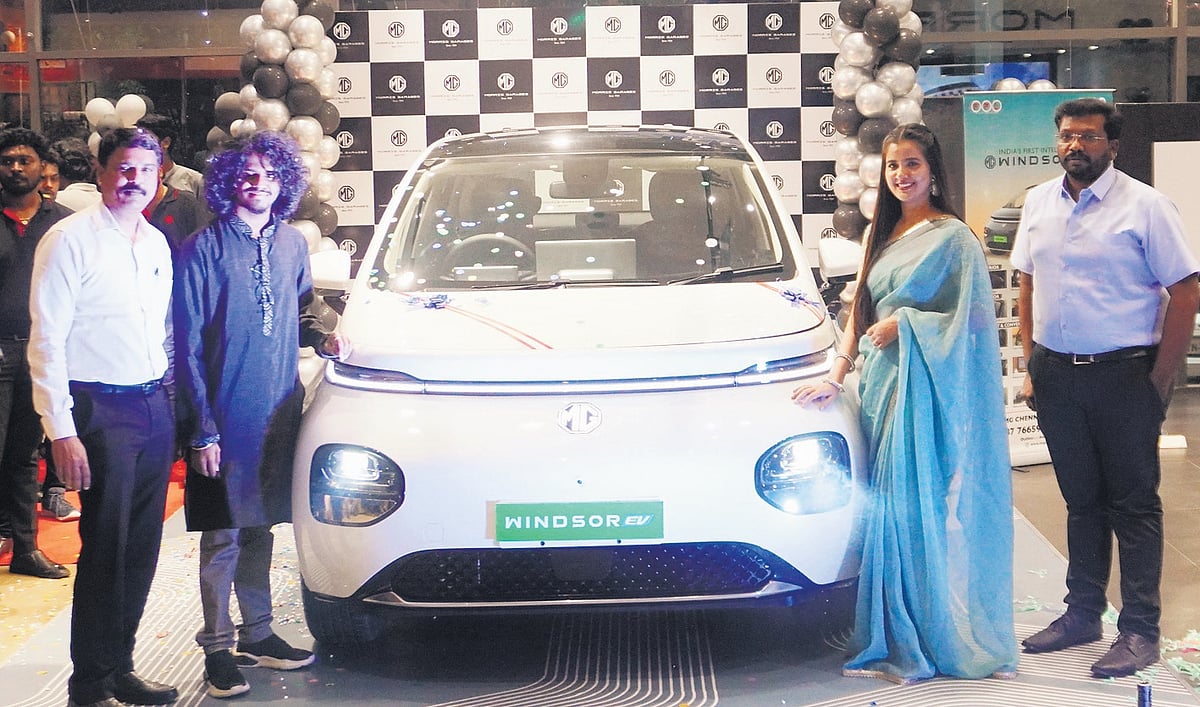 MG unveils new CUV Windsor