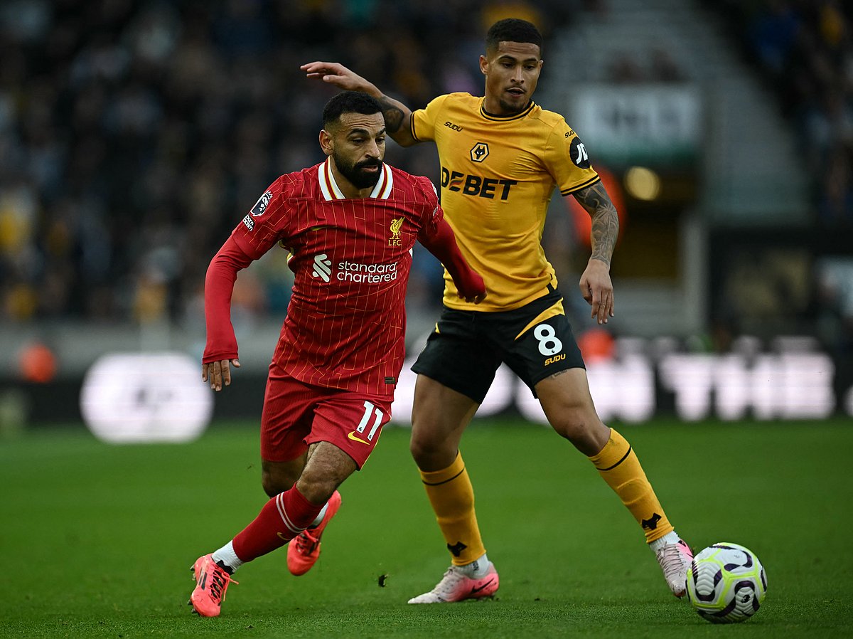 Salah sinks Wolves as Liverpool go top
