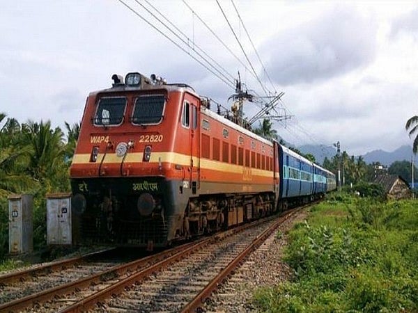 South Central Railways to run 1,400 special trains for Deepavali
