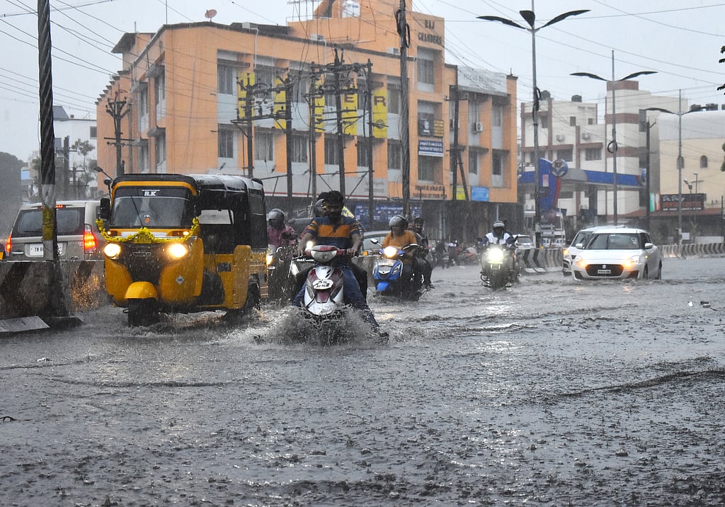 Roads and subways flooded as rain lashes Coimbatore city