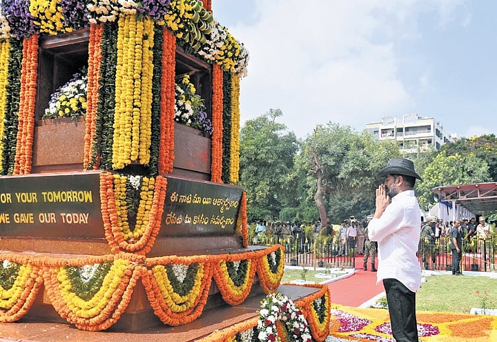 ‘Mad forces’ behind idol desecration in Secunderabad, says CM Revanth Reddy