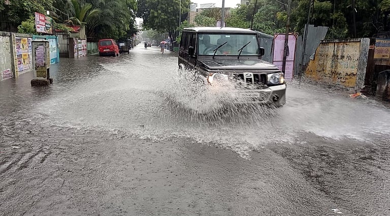Erode receives 112 mm rain in 24 hrs, several roads and houses flooded