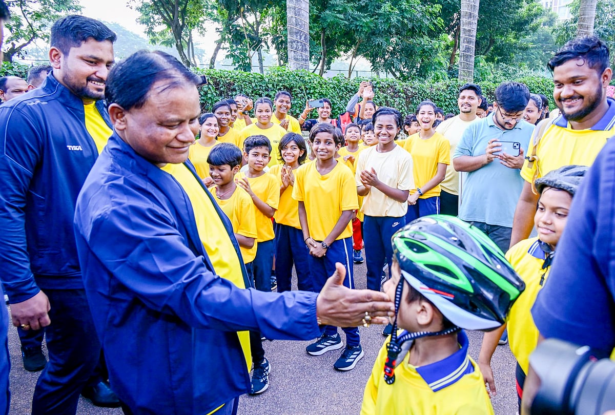 Odisha CM flags off 'Run for Unity' on National Unity Day