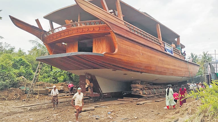 Beypore-built 'uru', a symbol of Kerala’s maritime legacy, set to sail ...