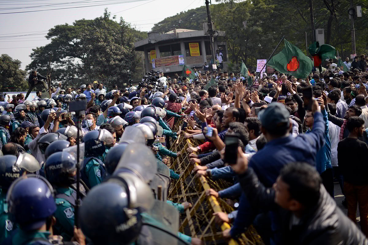 'Operation Devil Hunt': Bangladesh arrests 1,300 in ex-regime loyalist ...