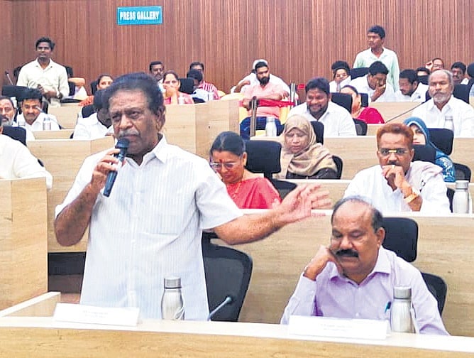 GMC council meeting focuses on major issues & development of city