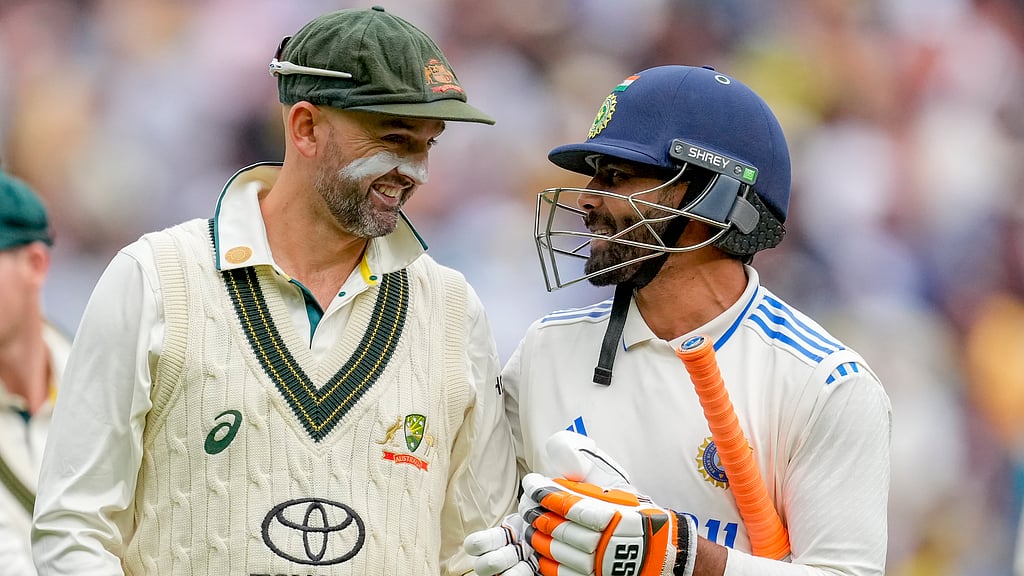 India trail by 310 runs after day two against Australia