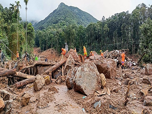 Wayanad tragedy: Karnataka did little to rebuild our lives, bemoan ...