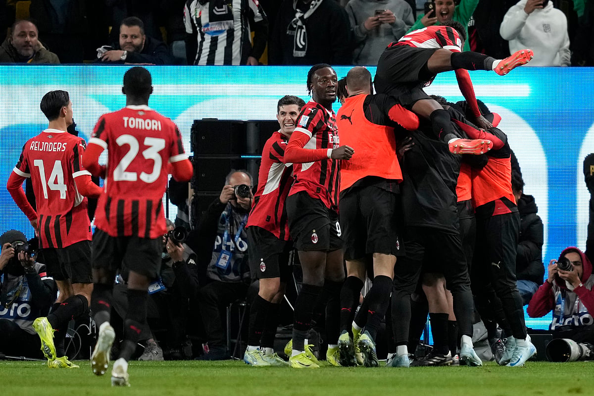 AC Milan beats Juventus 2-1 to progress to Super Cup final