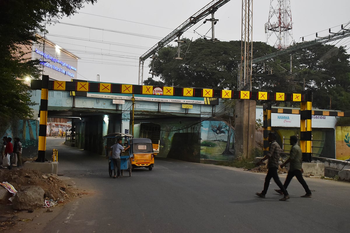 New height barrier fixed in subway at Lanka Corner in Coimbatore