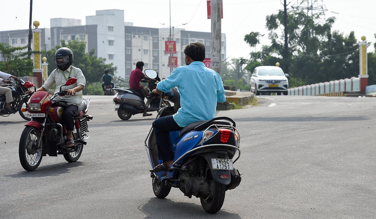 Lack of speed breakers, haphazard parking turn Tiruchy road a 'death ...