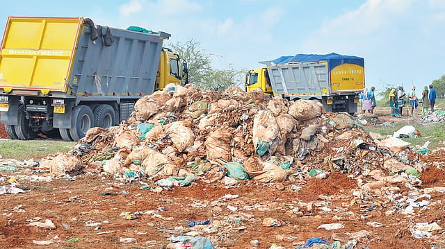 Five vehicles carrying food waste from Kerala seized in Kanniyakumari ...