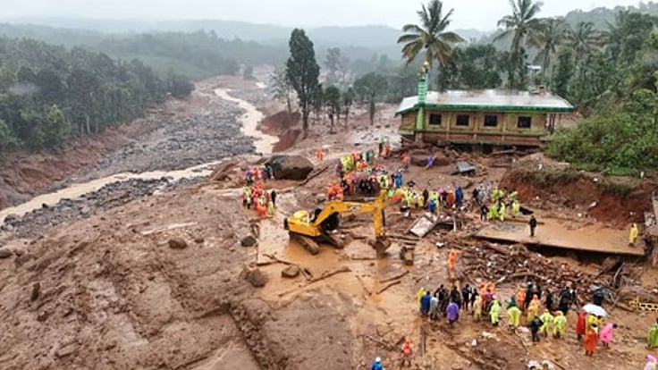 Avoid politics over Wayanad rehab project