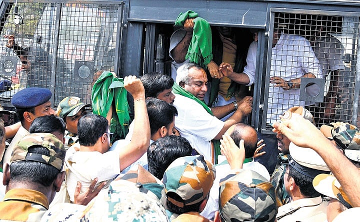BJP workers try to throw cow dung at minster’s house
