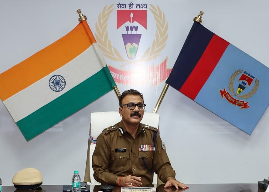 Jharkhand DGP denied May salary amid Centre, State tussle over his service extension period