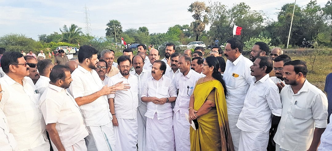 Chennithala visits Elappully, criticises government for granting ...