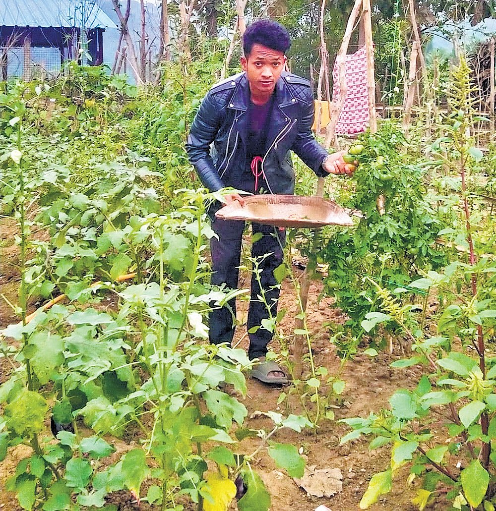 Manyam youth gets Jaivik India Award for organic farming