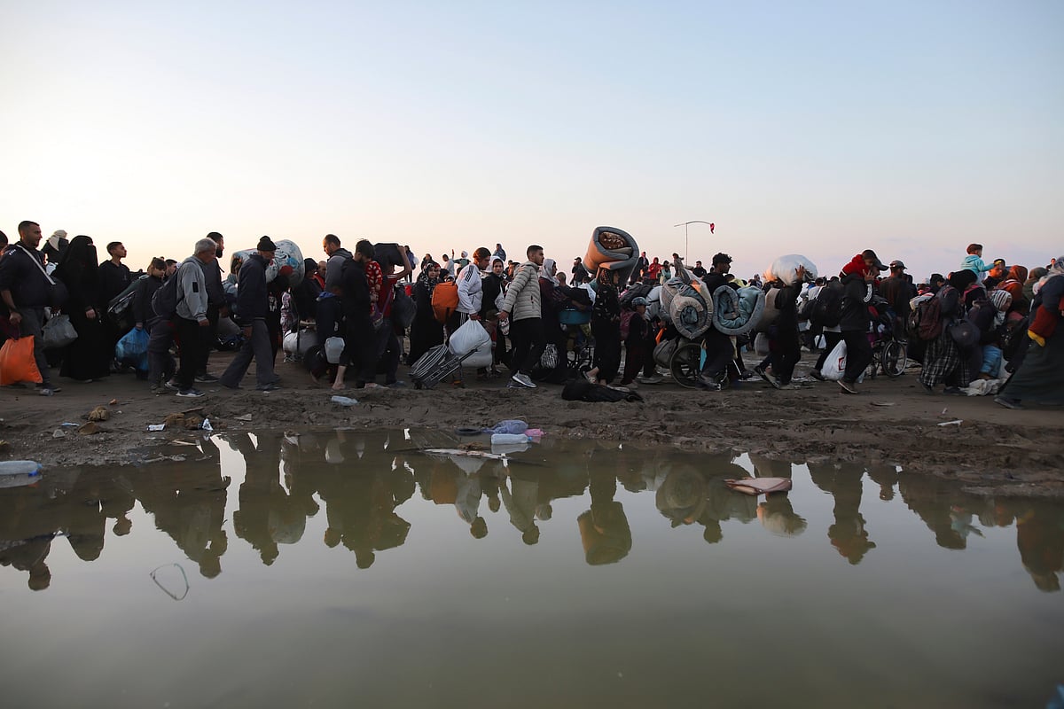 'My soul and life have returned': Palestinians return to north Gaza ...