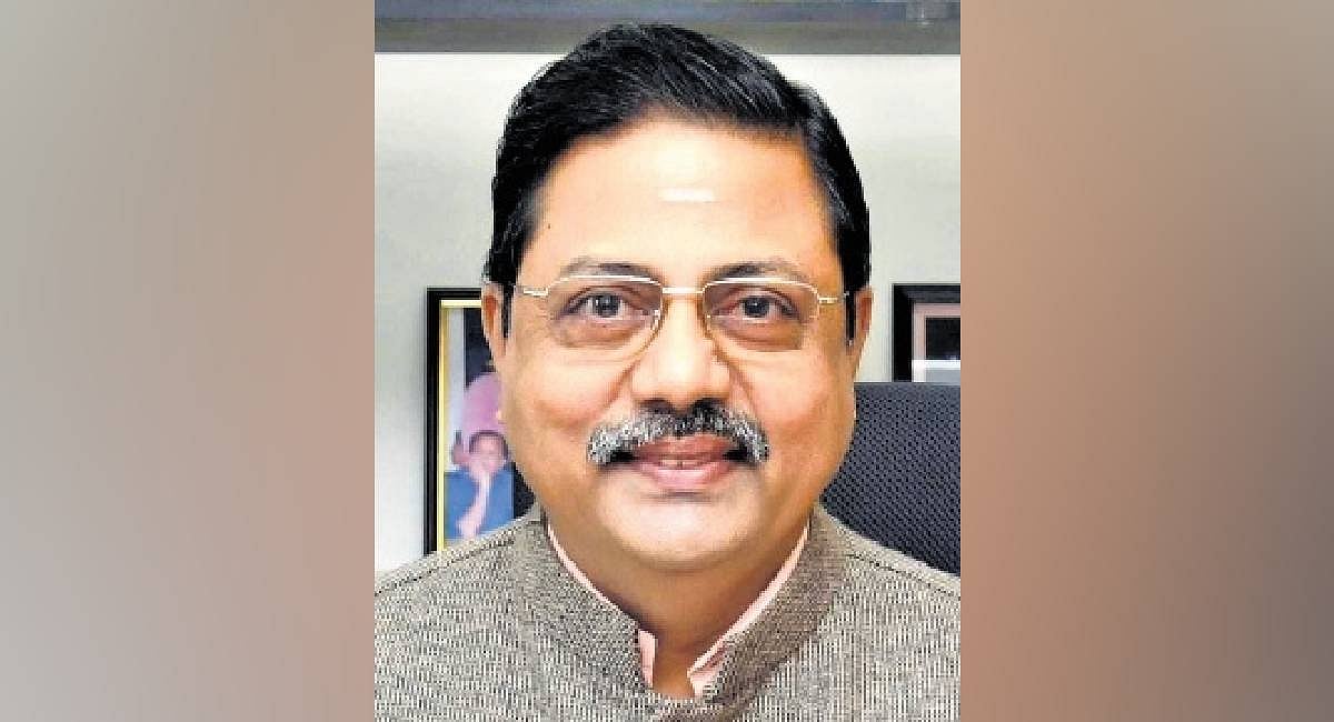 M Mohan assumes charge as LPSC director