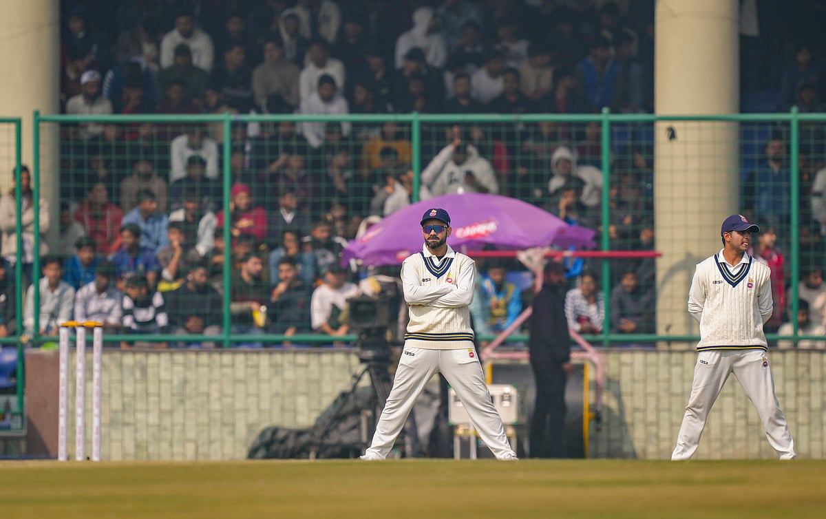 'We will watch him field': Exuberant fans throng Ranji game for glimpse ...