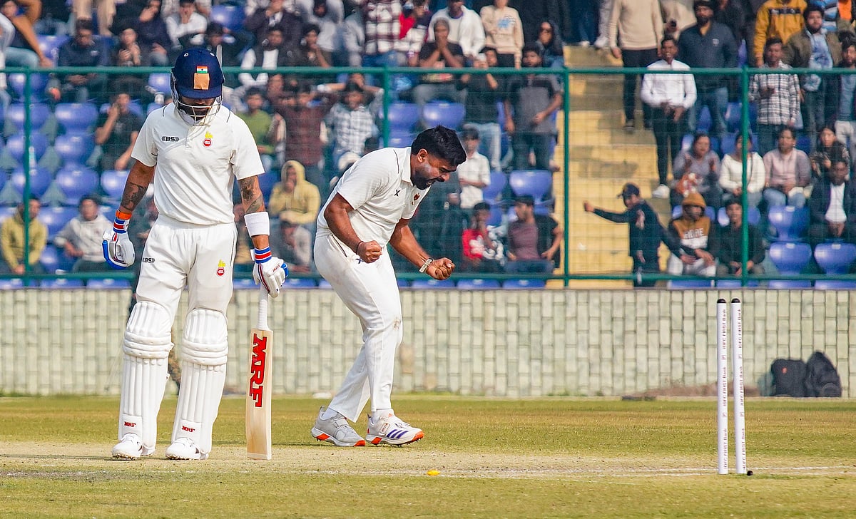 Exodus by crowd after Kohli's first Ranji innings in 13 years lasts ...