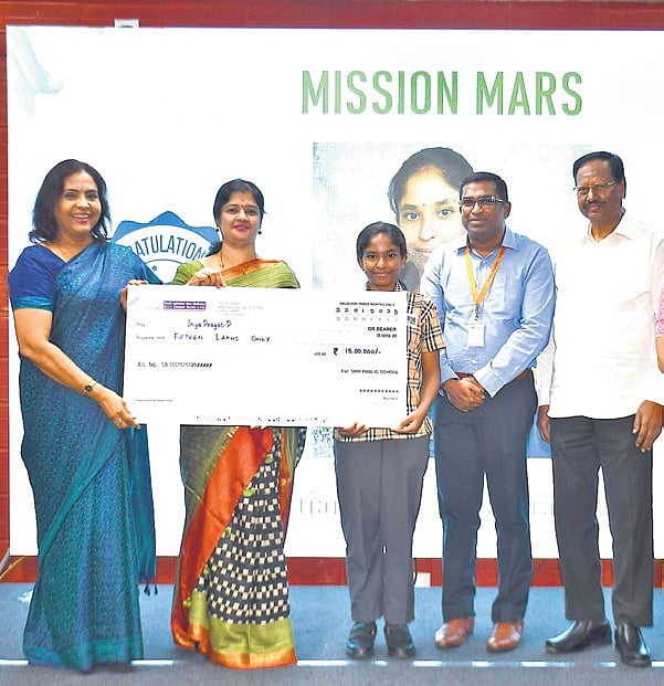 Class 7 girl awarded Rs 15 lakh for completing astronaut training