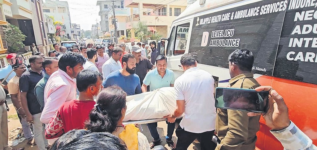 Bodies of four victims killed in Kumbh Mela accident arrive in Belagavi