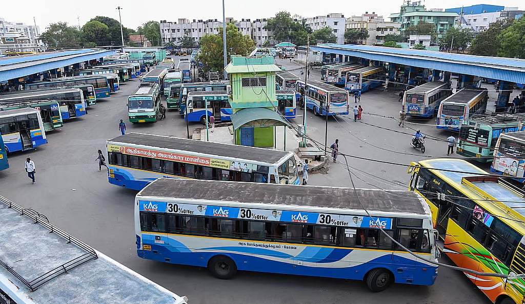 Despite collector's order, government buses continue to skip ...
