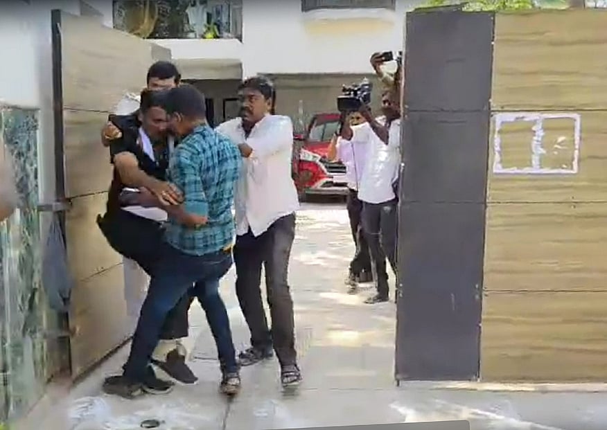 Security guard at Seeman's house arrested for attempted murder, pulls ...