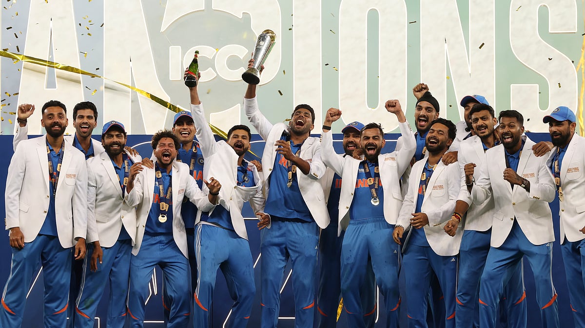 India clinch Champions Trophy with narrow four-wicket win over New Zealand