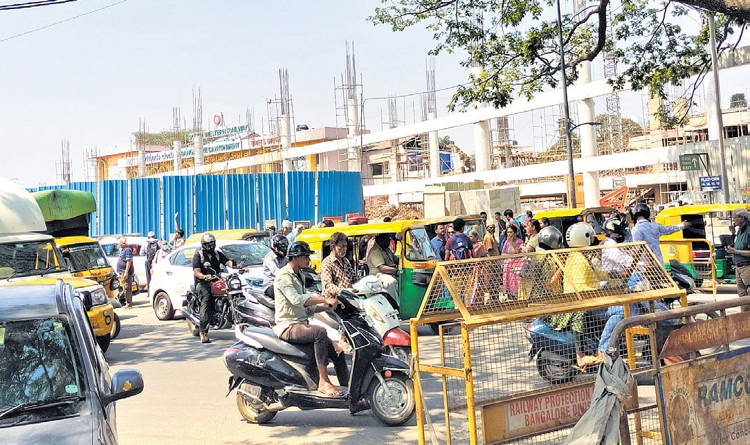Auto, cab drivers’ assns mull knocking on SC doors against Karnataka HC ...