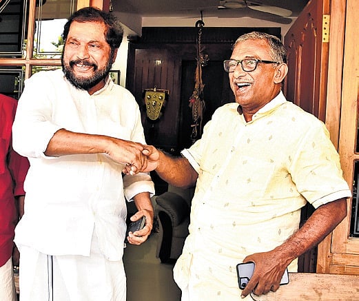 Former MLA Padmakumar softens stance; CPM panel meet today