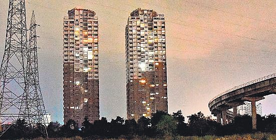 Vyttila army flats should be demolished within six months: Experts