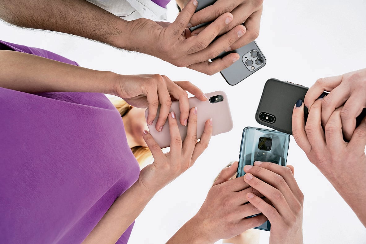 One in three devices sold globally are GenAI-capable smartphones, says ...