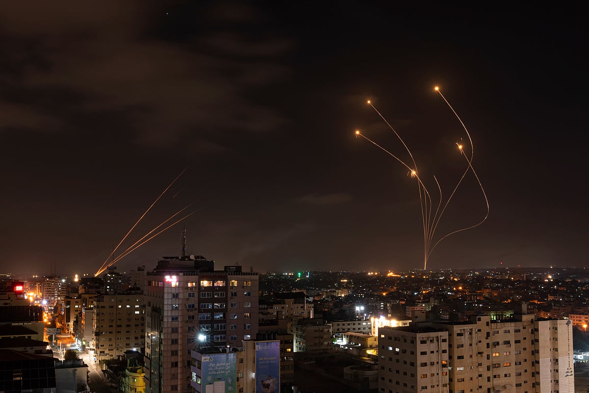 Hamas fires at Tel Aviv in first riposte to deadly Israel assault