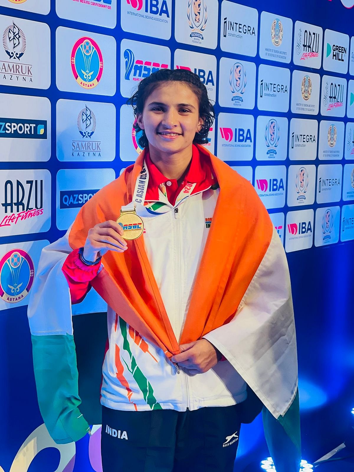 Having gone extra mile, boxer Poonam two hits away from national glory
