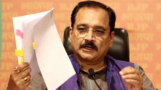 AAP claims Delhi government halted new EWS certificate issuance; BJP ...