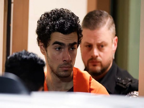 Federal prosecutors to seek death penalty for Luigi Mangione in ...