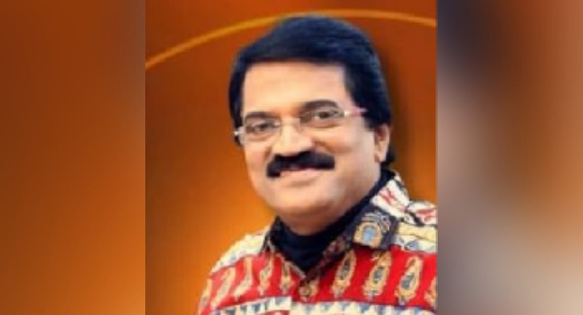 Singer M G Sreekumar pays Rs 25k for dumping waste into backwaters