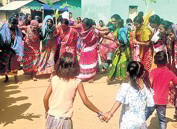 Tribal festival Chaitra Parab celebrated in Koraput district
