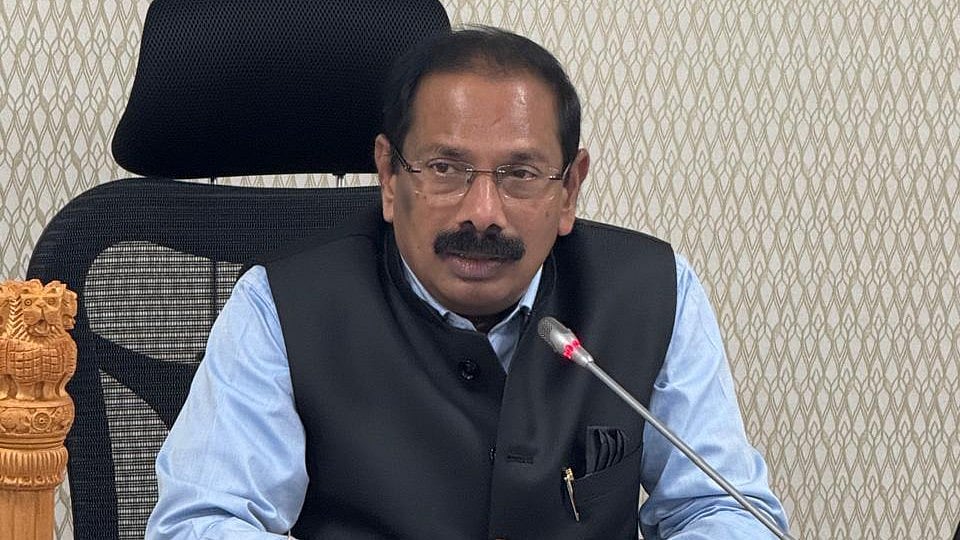 APTRANSCO commissions 18 major transmission projects worth Rs 1,095 ...