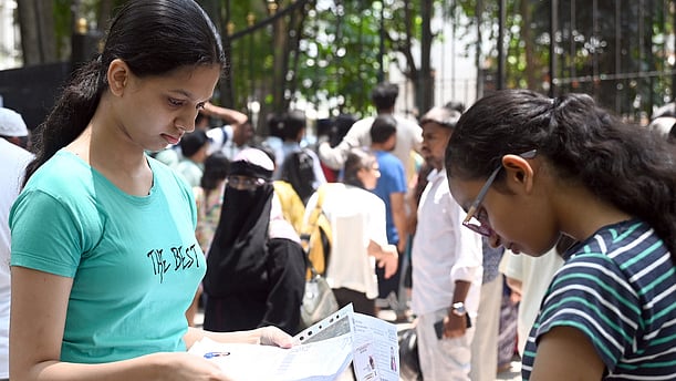 Karnataka students secure 55 out of 100 ranks in COMEDK