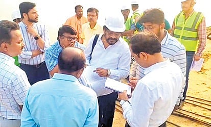 Bridge mishap in Cuttack: Two probe panels begin investigation into ...