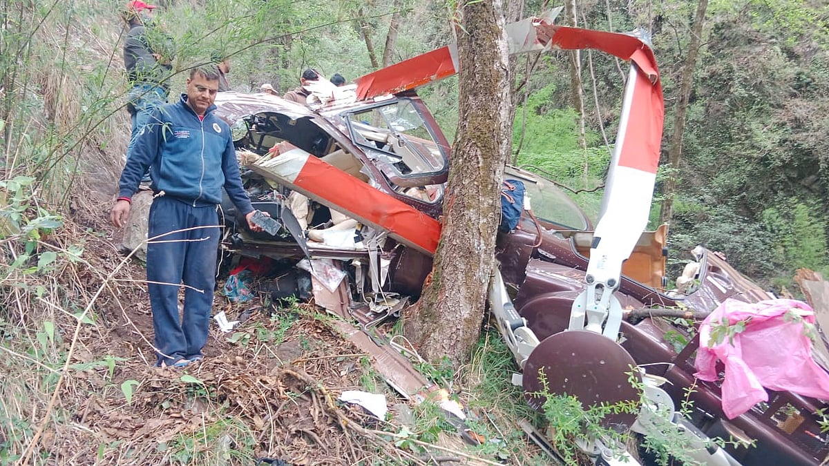 Six, including pilot, killed in helicopter crash en route to Gangotri ...