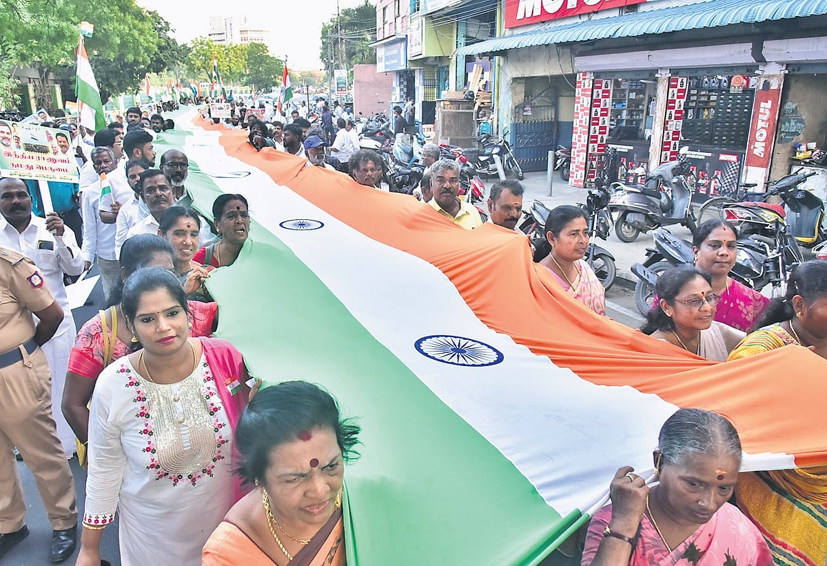 Congress takes out unity march in Chennai in support of armed forces