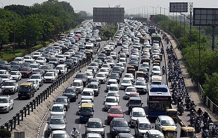 Three dead in 32-hour traffic jam which stretched upto 8km near Indore
