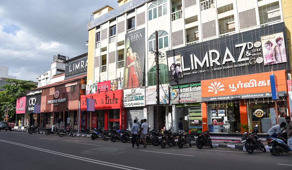 Deadline past but only 50 per cent shops in Tiruchy comply with Tamil ...