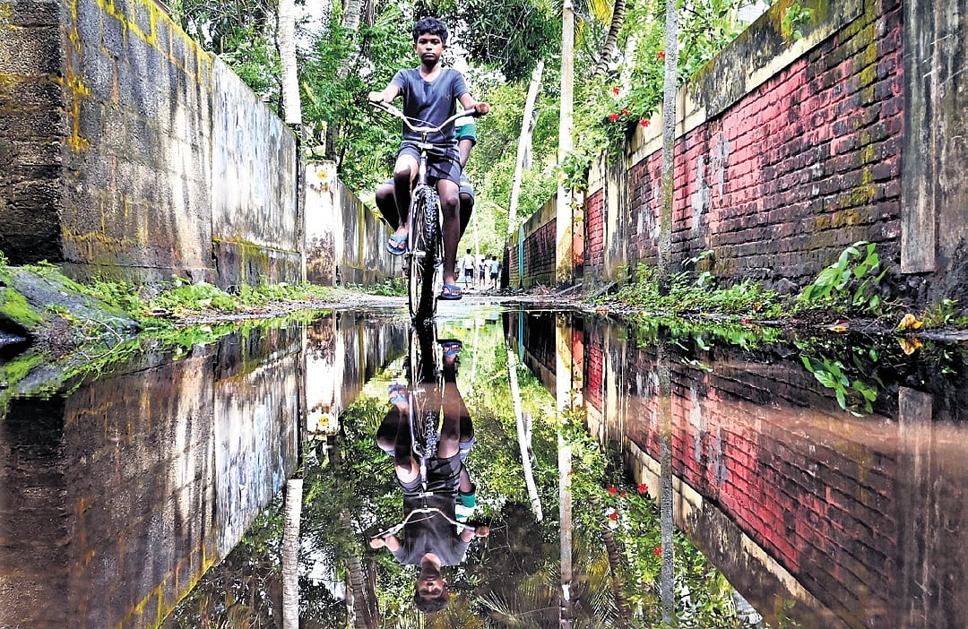 Kerala rain: 370 relief camps to be opened in Thiruvananthapuram, Rs 5 ...