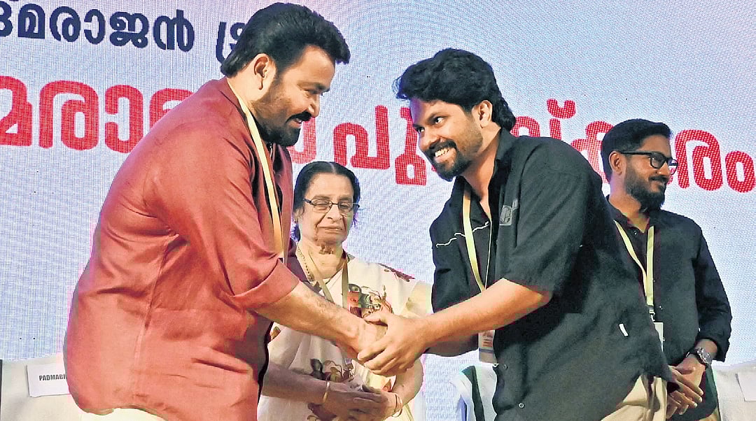 Mohanlal presents Padmarajan awards