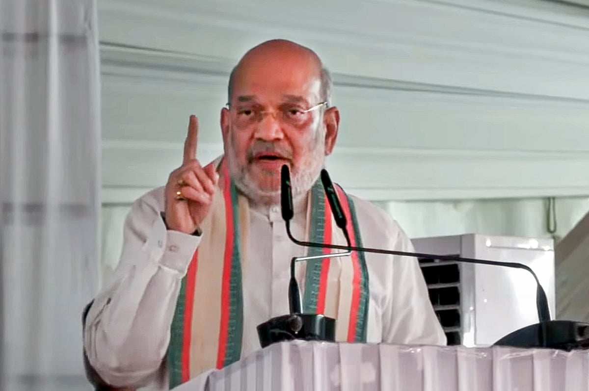 'Those who speak English in country will soon feel ashamed': Amit Shah